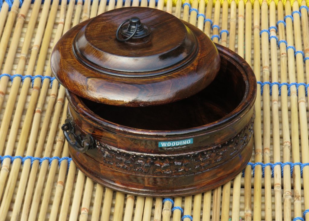 Wooden Hand Carved Chapati Box, Mango Wood Box with Handle and Lid to ...
